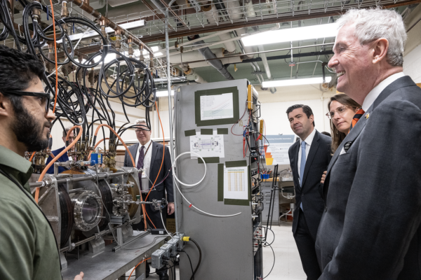 NJ Governor Phil Murphy visits PPPL and PCRF facilities – Princeton ...